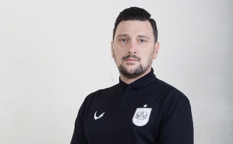 PSIS Semarang Resmi Datangkan Pelatih Kiper Baru Asal Inggris Rory ... PSIS Semarang Resmi Datangkan Pelatih Kiper Baru Asal Inggris Rory ...